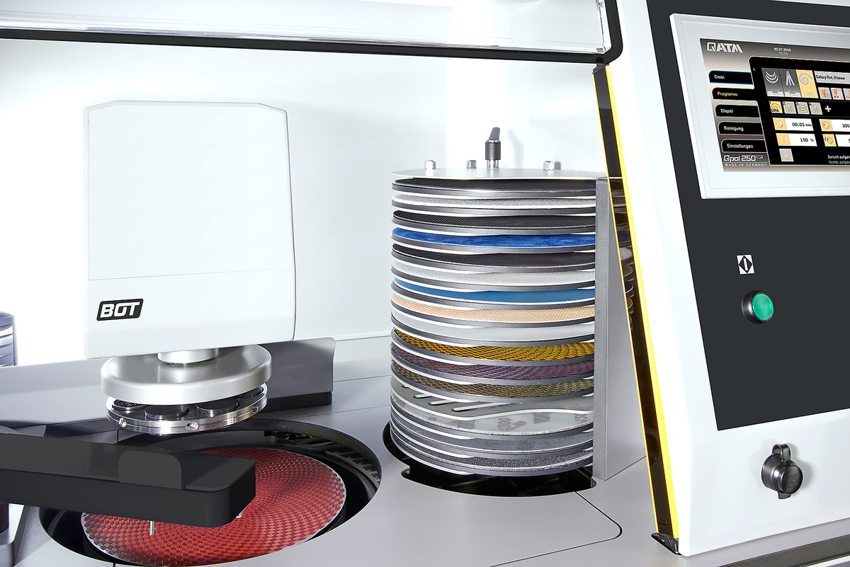 Grinding & Polishing Robot Qpol 250 BOT - QATM Metallography